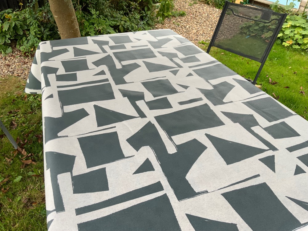 Sapajou Monkeys Linen Oilcloth -NorfolkOilcloth